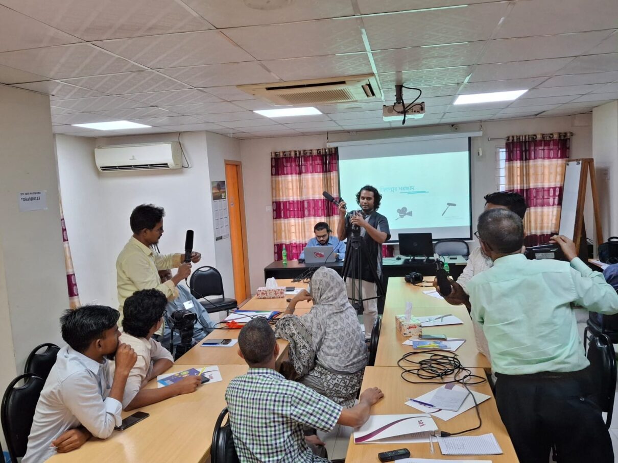 Exploring the Potential of Drug Sellers in Shaping the Approach to Antimicrobial Resistance (AMR ...